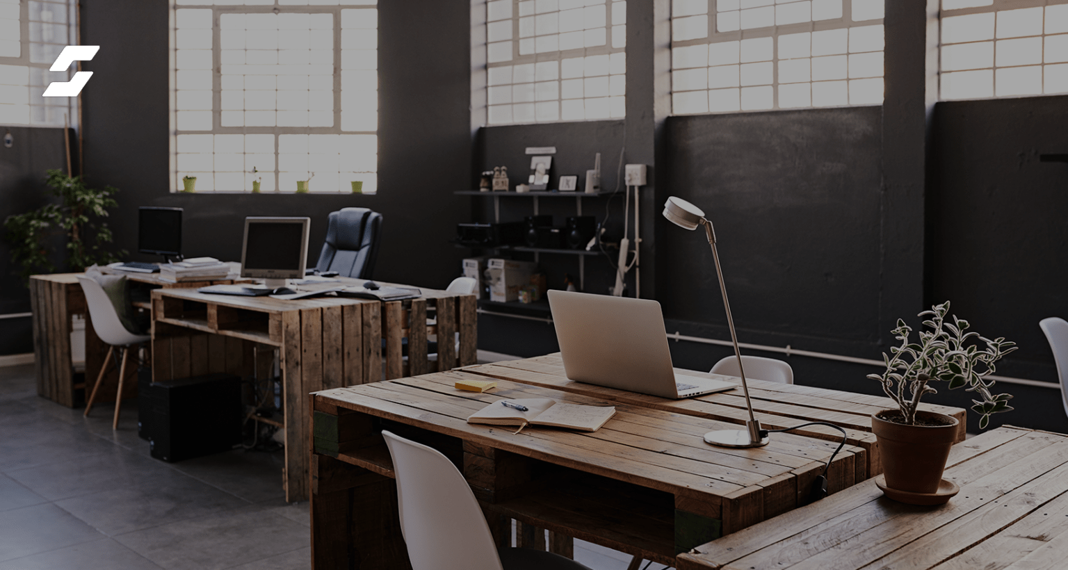 Using Flexi-Desk For Workplace Optimization | WorkinSync